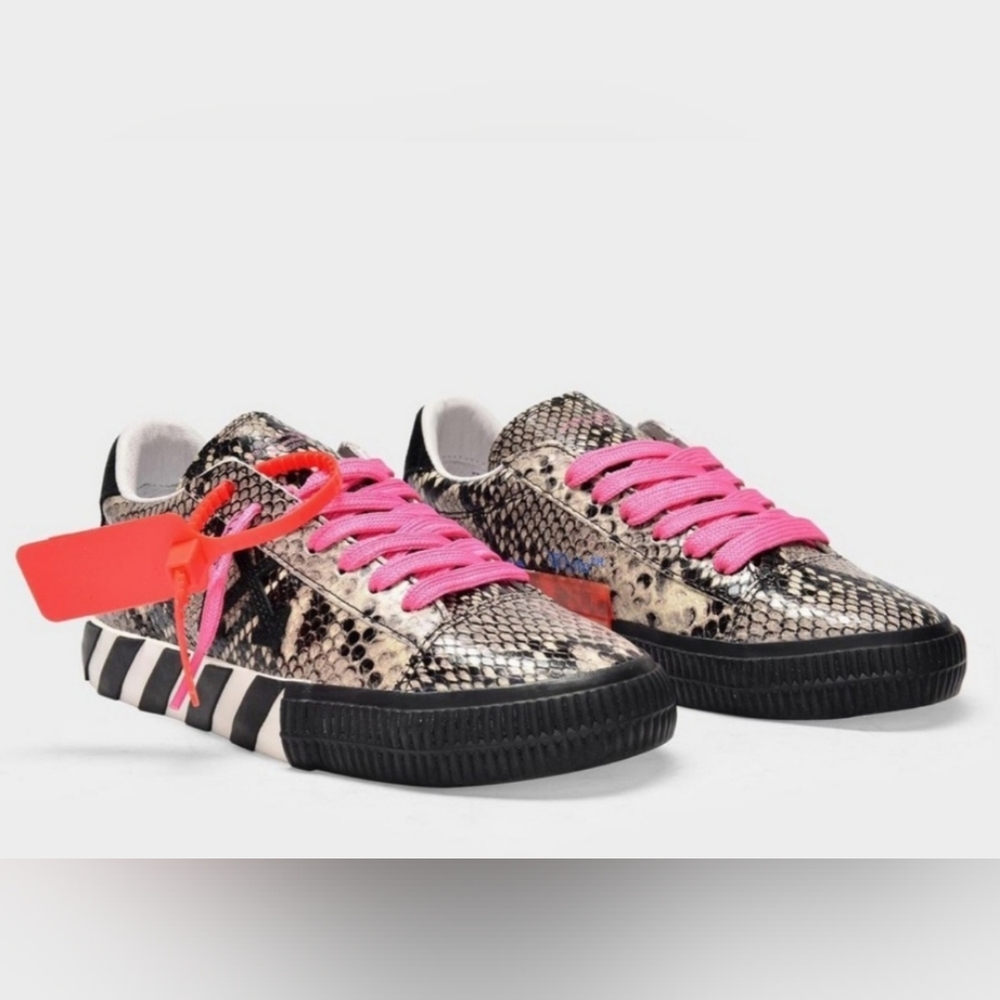 Off White Virgil Abloh Collection! - Gem